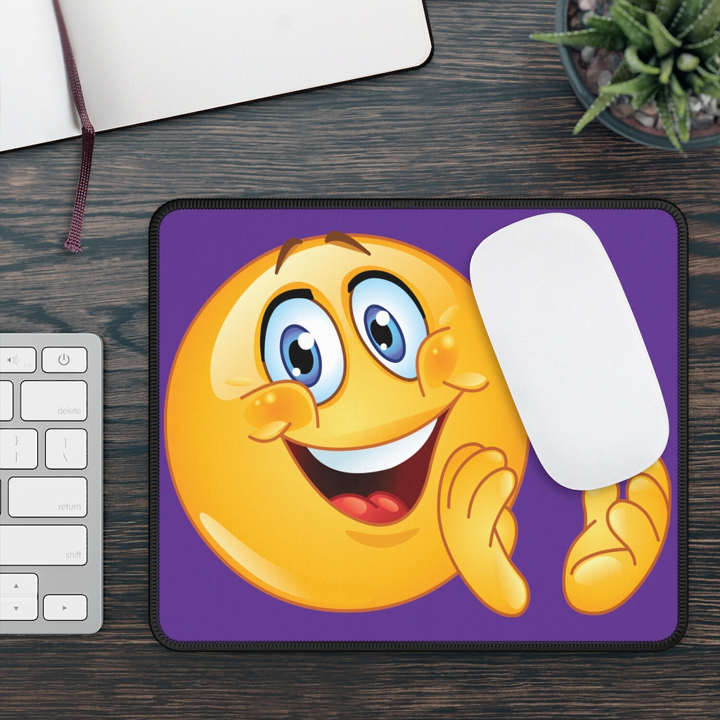Happy Clapping Emoji Gaming Mouse Pad – Giftzizi.com
